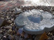 Vogeltränke Ashdown Quellstein als Startpunkt oder Brunnen - Flowforms